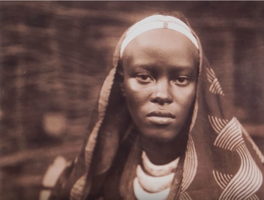 Femme et Pouvoir – Esther Kamatari | AFIP